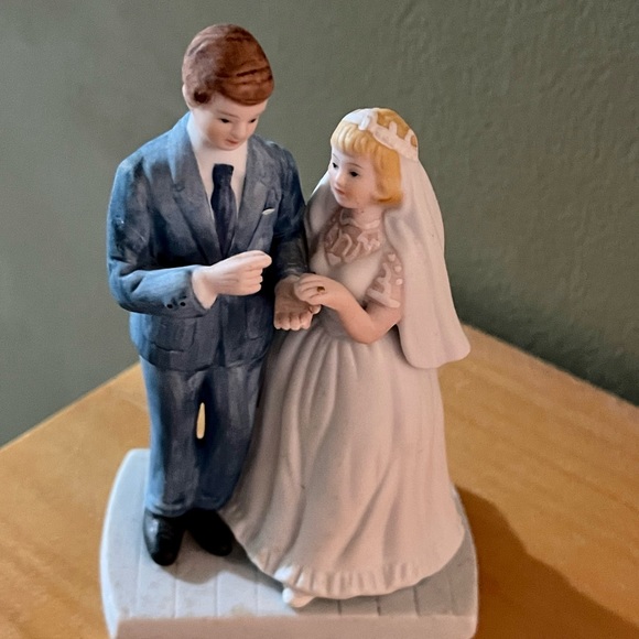 Norman Rockwell | Other | Bride Groom Norman Rockwell 84 Porcelain ...